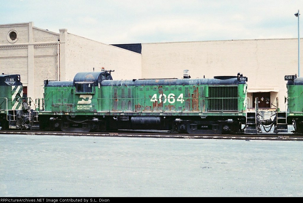 BN 4064